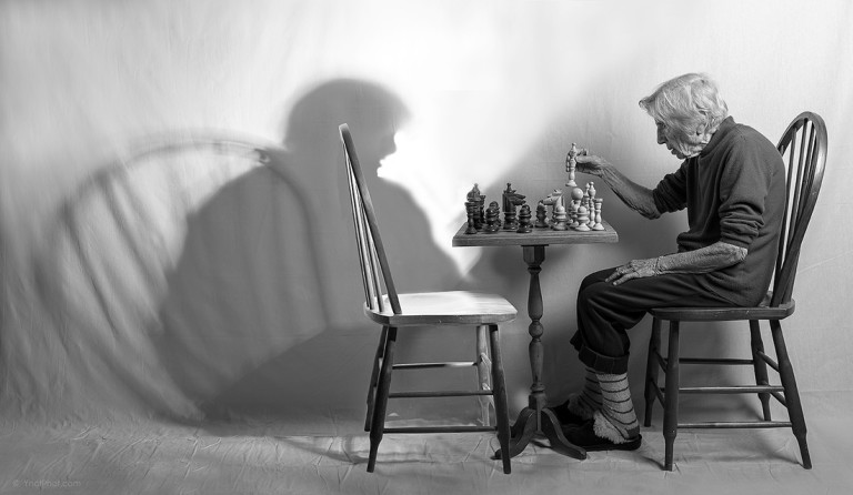 Tony Luciani ha retratado a su madre de 91 años en el libro “Mamma in ...